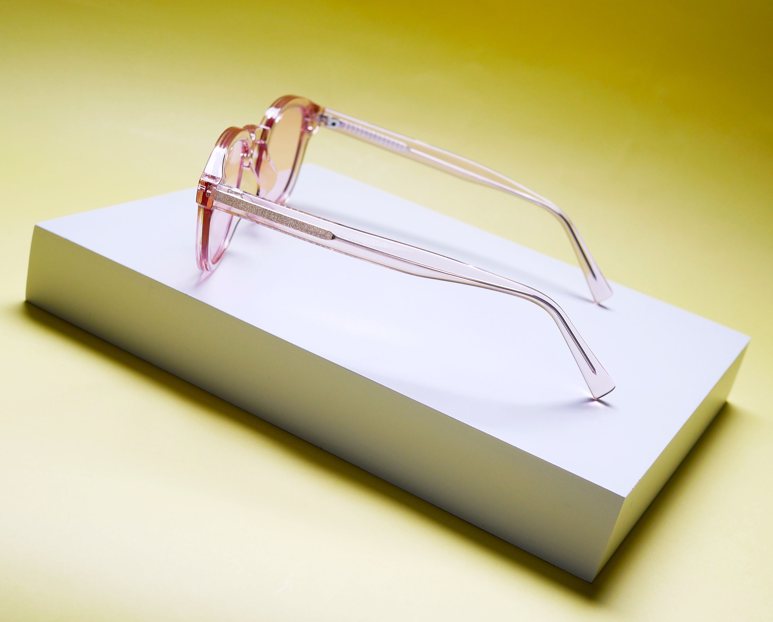 Diamond Rivets, Round Thick Clear Pink Frame With Light Pink Lens ...