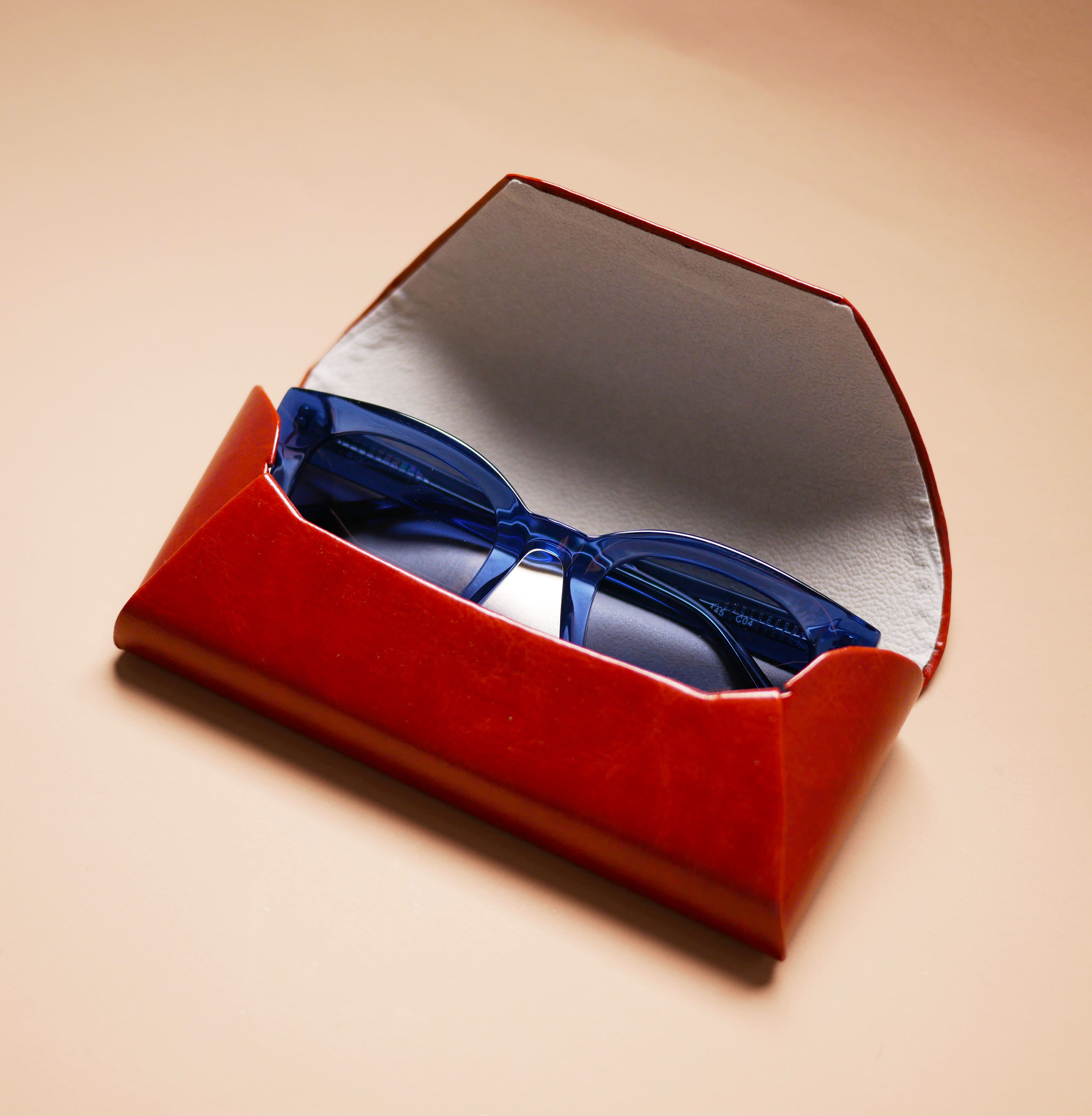 Vegan Leather Brown Glasses Case With Microfiber Cloth, Sunglass Holder ...