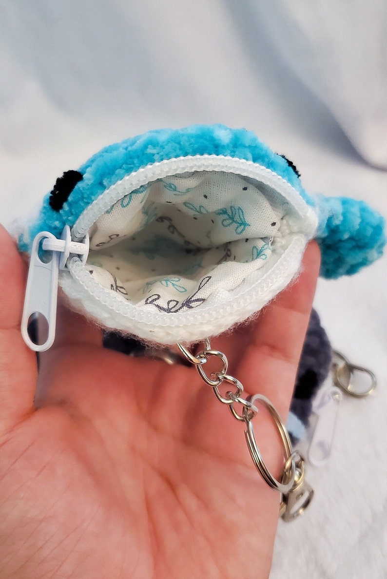 Crochet Whale Pouch: Custom Color Amigurumi Keychain, Airpods Bag - Etsy