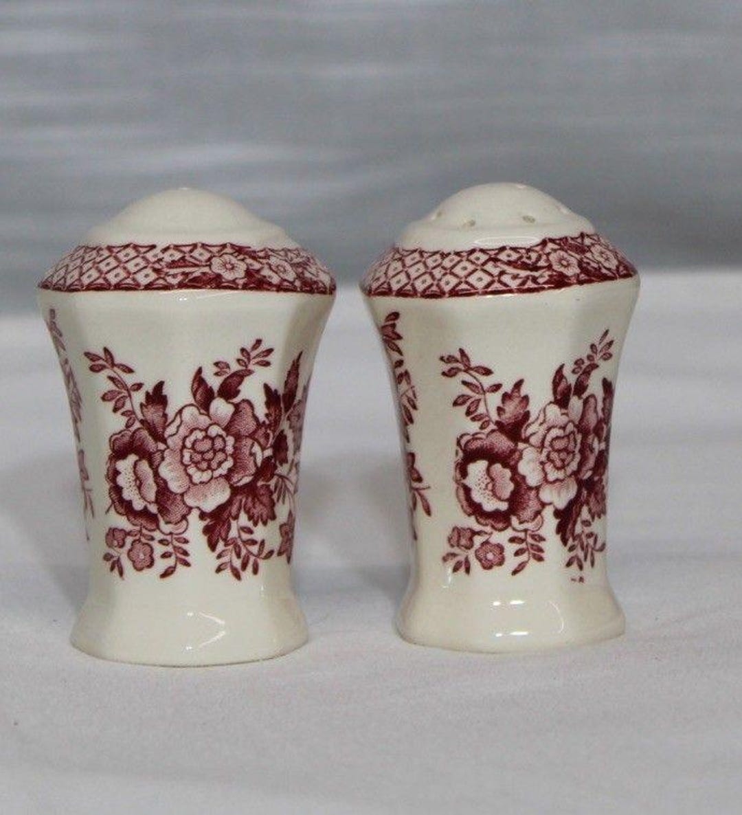 Masons Stratford Pink Ironstone Salt & Pepper Shakers England 3 SUBA ...