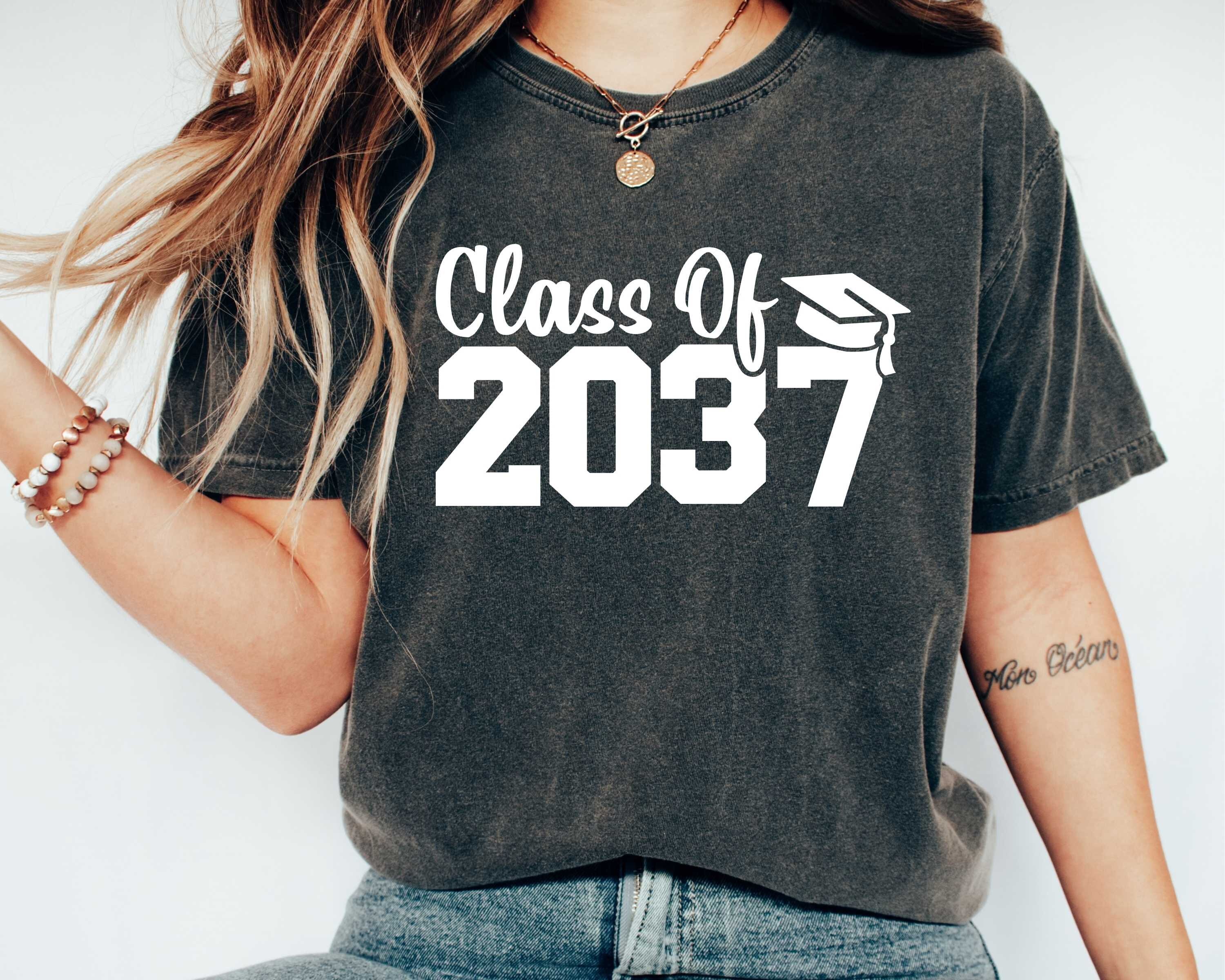 Class of 2037 Shirt, Growing up Shirt, Graduation Gift, 2037 Shirt ...