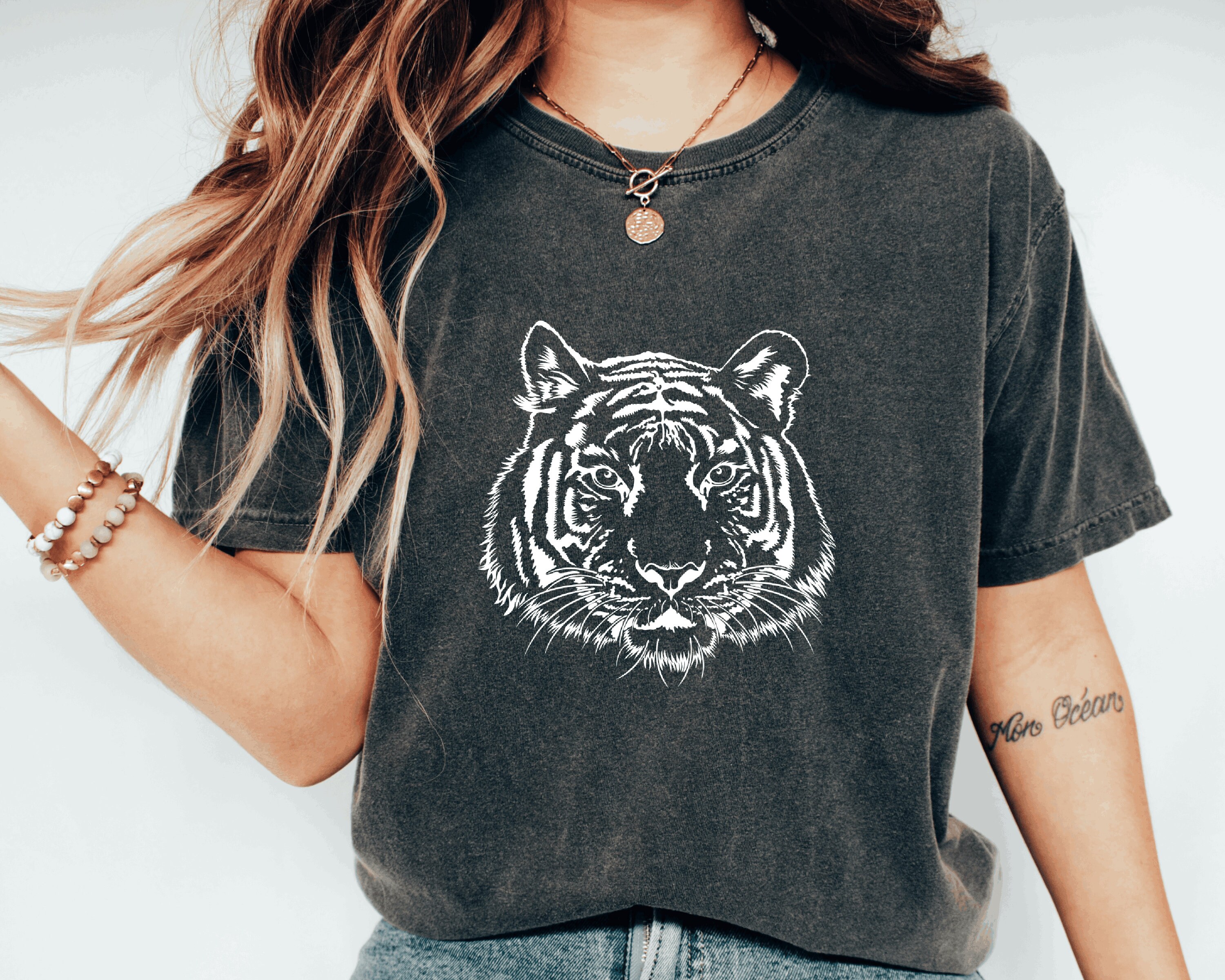 Vintage Tiger Shirt Comfort Colors® Tshirt,tiger Tshirt,tiger Graphic ...