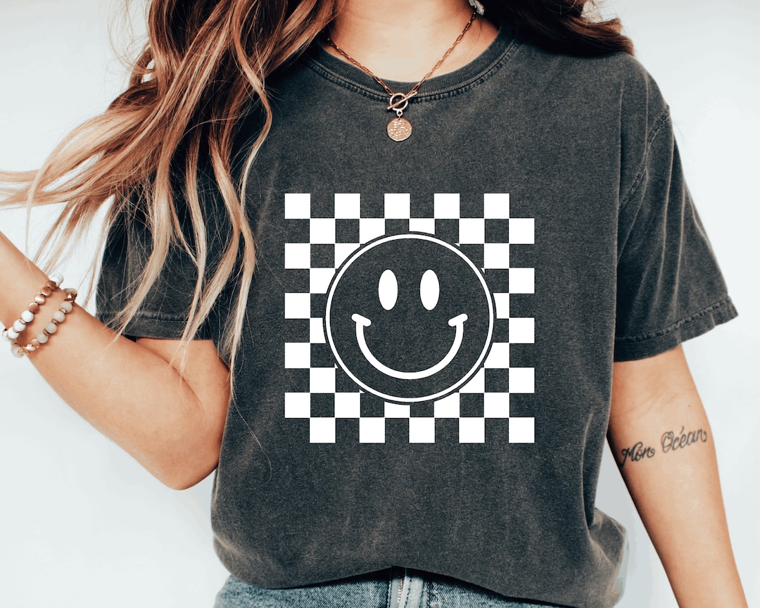 Smiley Face Comfort Colors Shirt, Smiley Minimal Shirt, Happy T-shirt ...