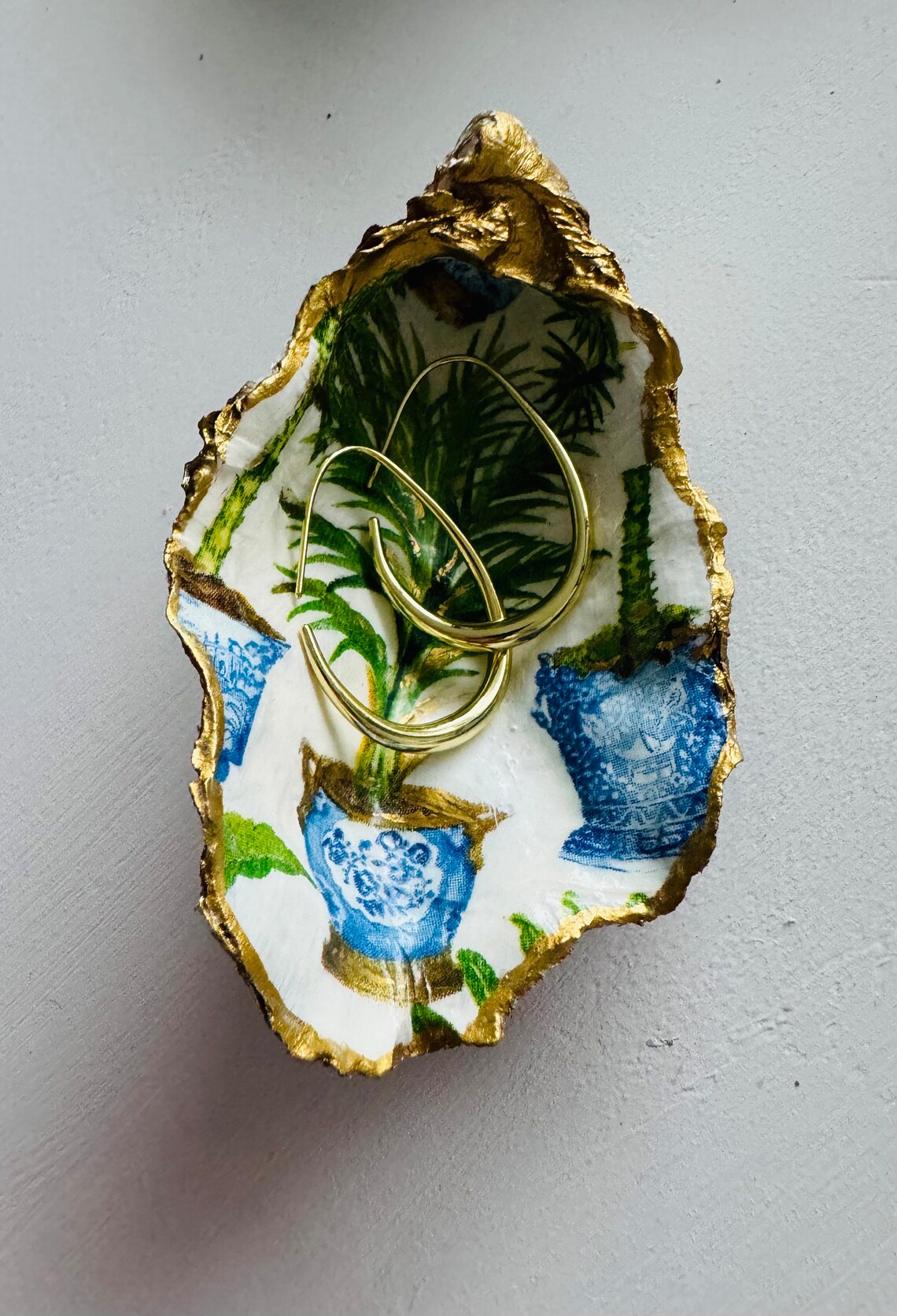 Oyster Shell Trinket Dish Hamptons Chinoiserie Coastal Pattern Blue and ...