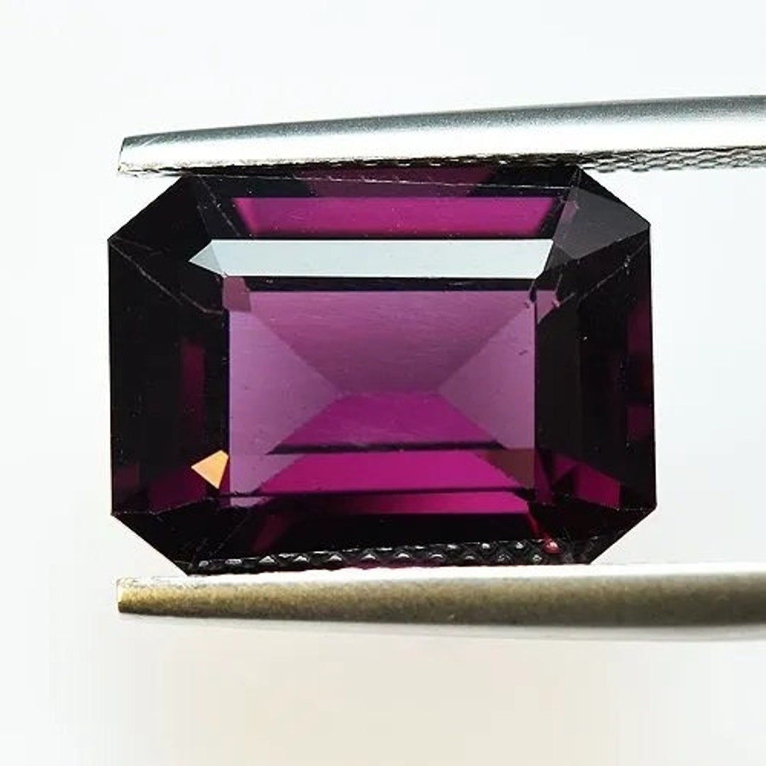 Natural Spinel 8.99 Carats Reddish Purple Lotus Certificate - Etsy