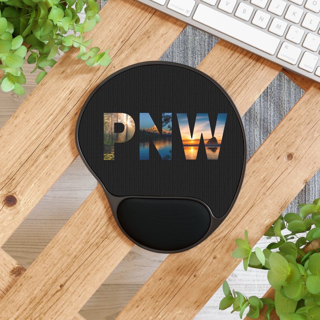 Pacific Northwest - Mouse Pad With Wrist Rest - Ergonomic, Comfortable ...