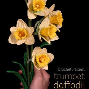 Crochet Pattern for a Trumpet Daffodil Flower - Flower Pattern for a ...