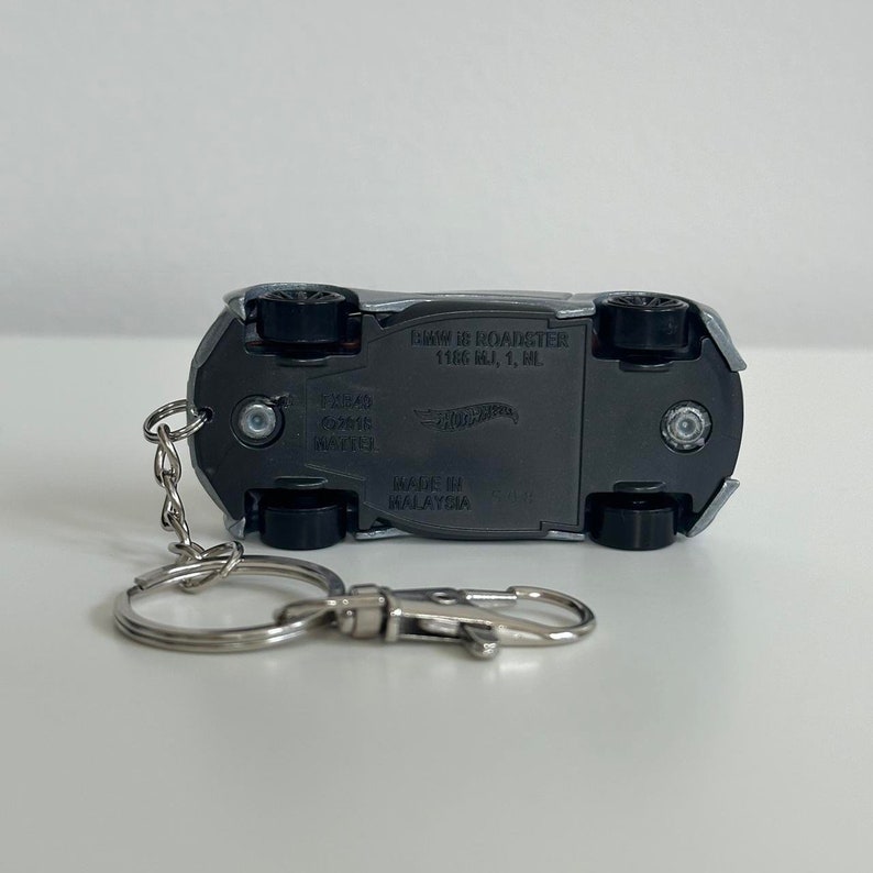BMW I8 Roadster, Hot Wheels Custom Keychain, Silver Convertible German ...