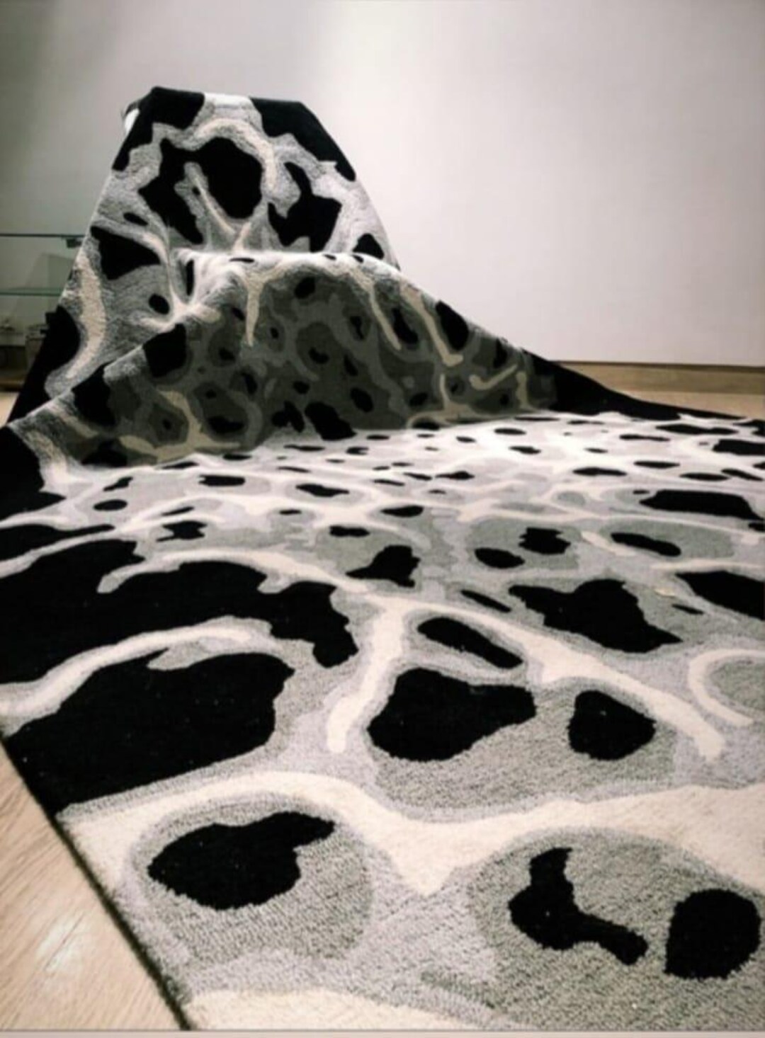 Electrical Lightning Inspired Design Modern Hand Made Hand Tufted Loop ...