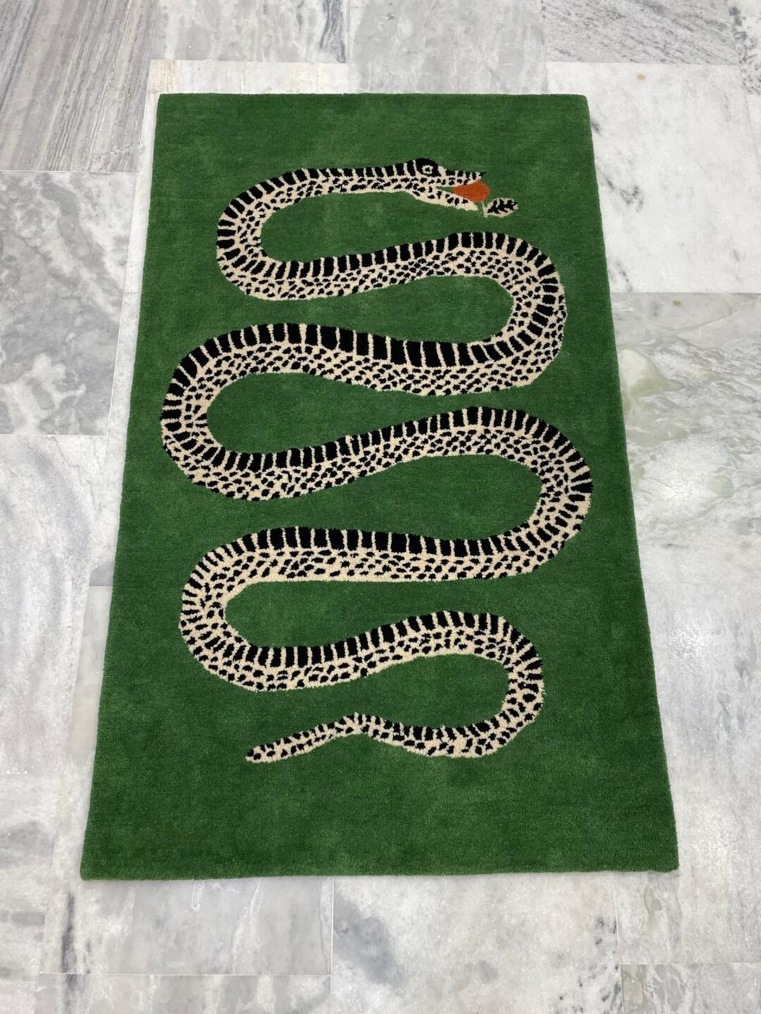 Serpent Snake Runner Rug Woolen Carpet for Living Room Animal Rug Snake ...