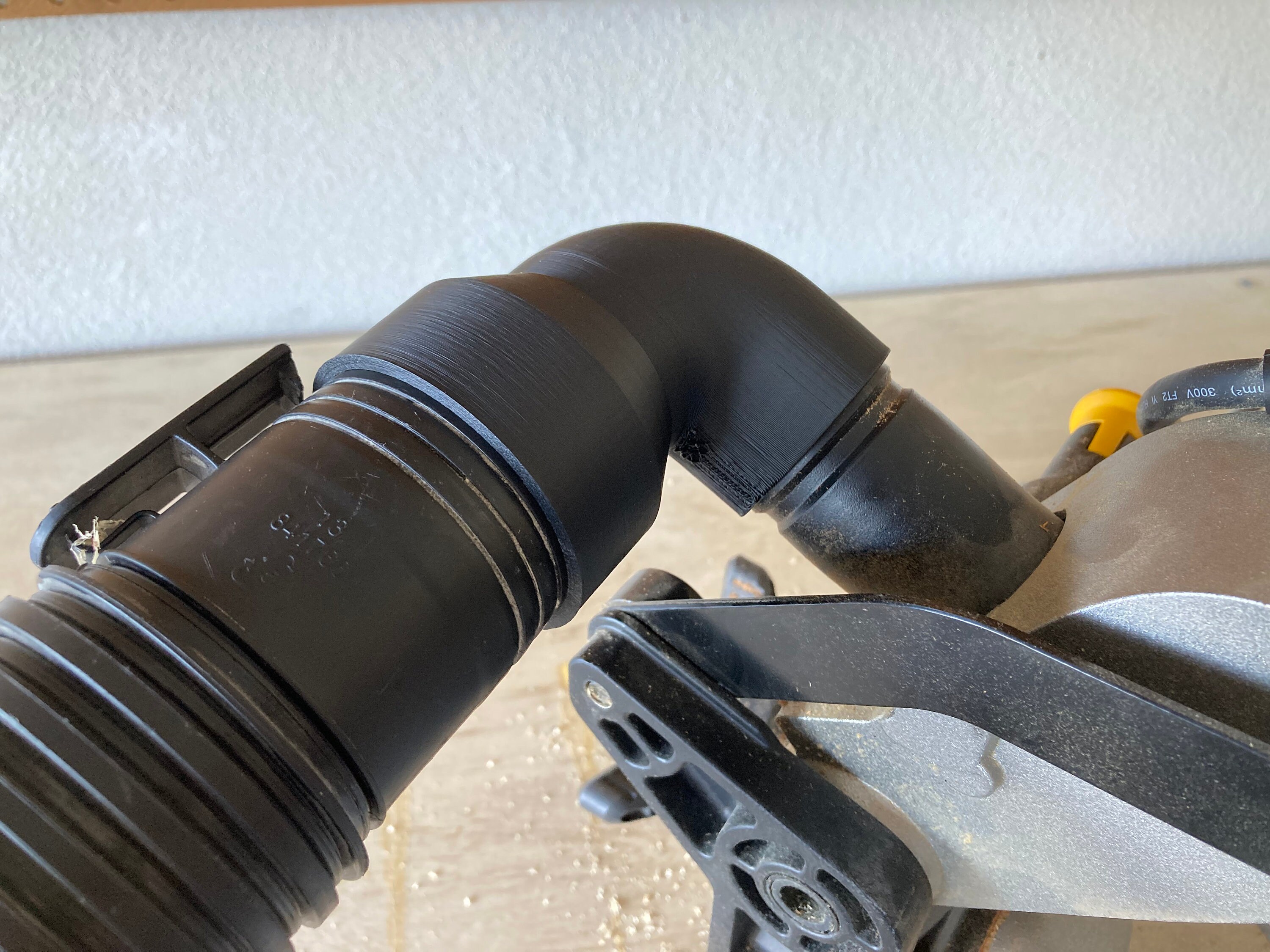 90 Degree Dust Collection Adapter for Dewalt Mitre Saw to Rigid Shop ...