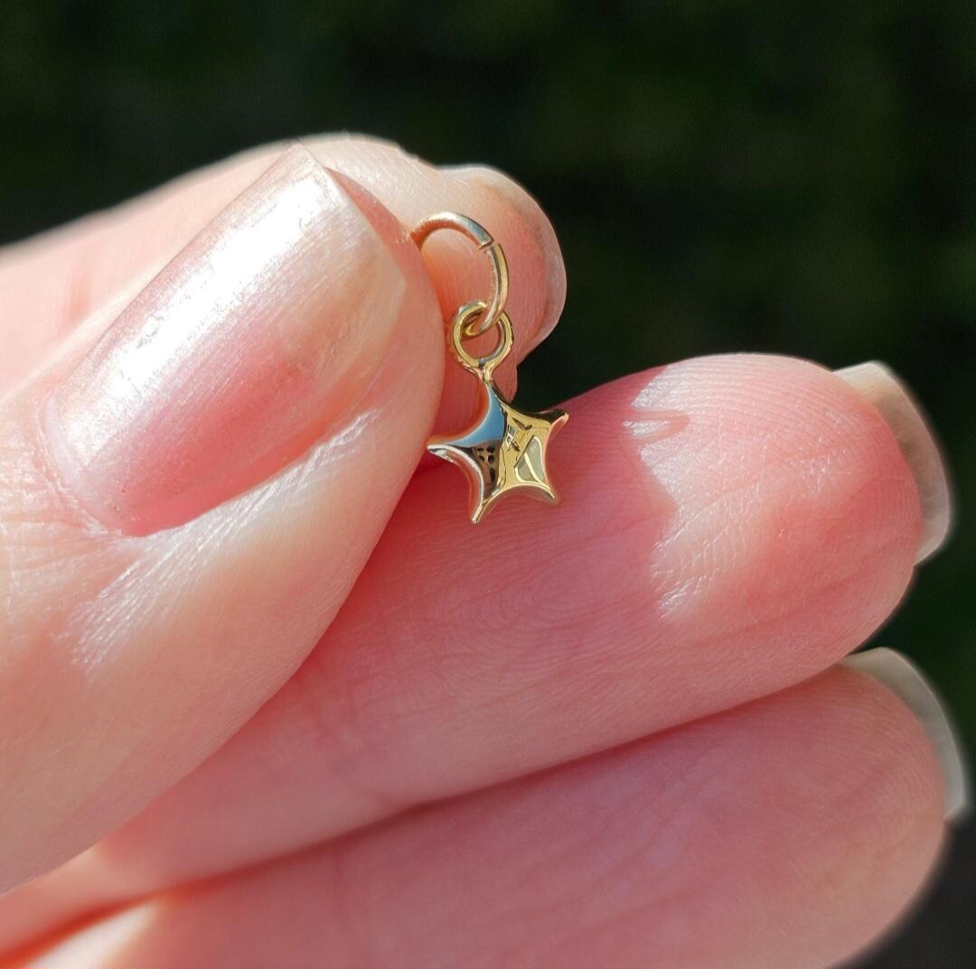 Solid 9k Gold Mini Star Pendant Charm 9ct Yellow Gold Mini Treasures ...