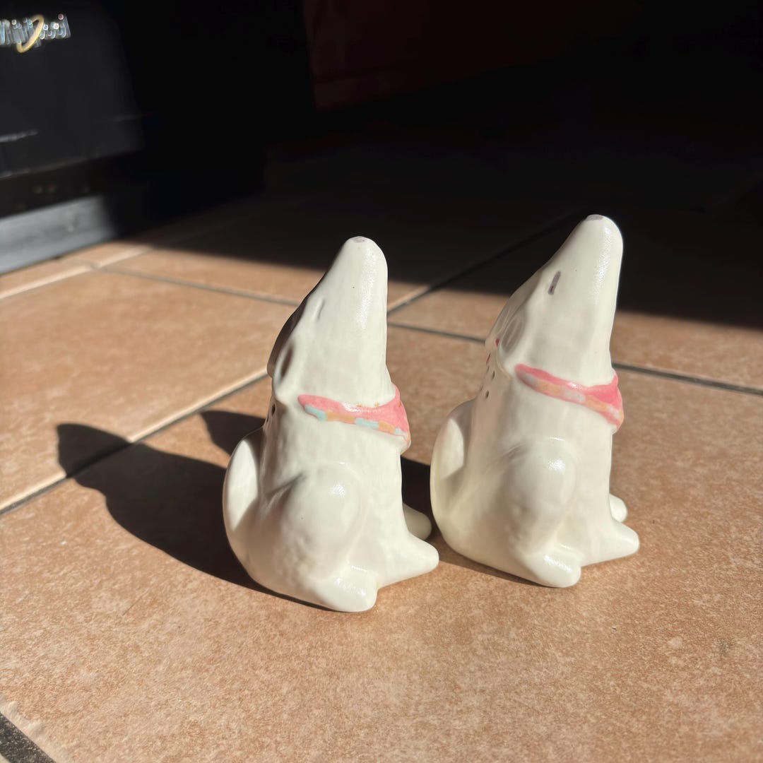 1960s Vintage Howling Wolf Salt & Pepper Shakers – White Ceramic With ...