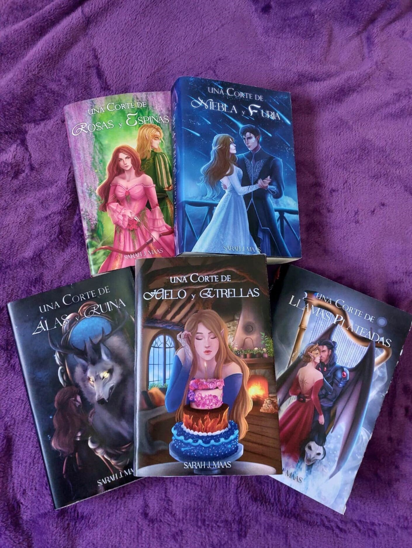 Sobrecubiertas Saga Acotar Edición única en España. Licencia Oficial ...