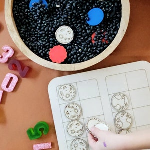 Sun, Earth, & Moon Counters (hand Drawn) - Etsy