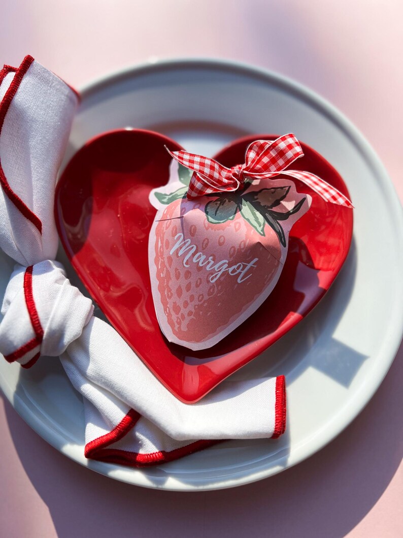 DOWNLOAD PRINTABLE 3D Strawberry Place Card, Fruit Party, Garden Dinner ...