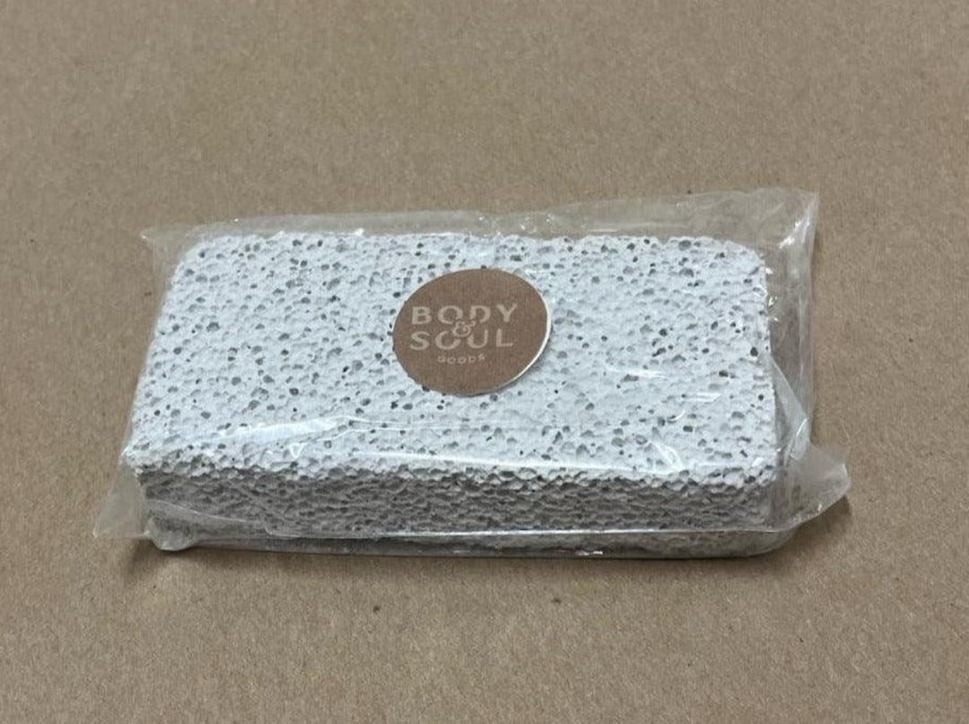 Luxurious Spa Gift Set for Her Pumice Stone Scrub, Exfoliating Bath ...