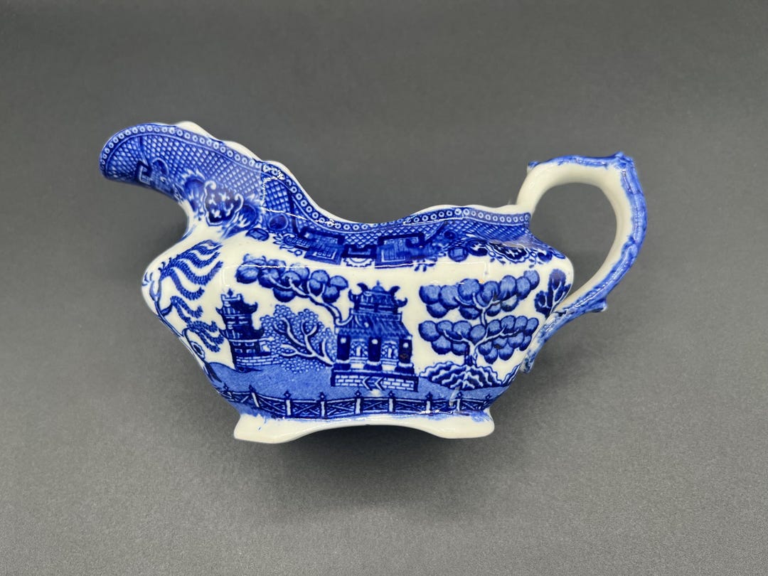 Blue Willow Gravy Boat, Allerton's England - Etsy