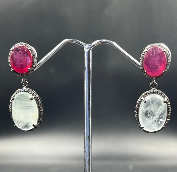 Beautiful simple natural Polki diamond with rubies an… - Gem