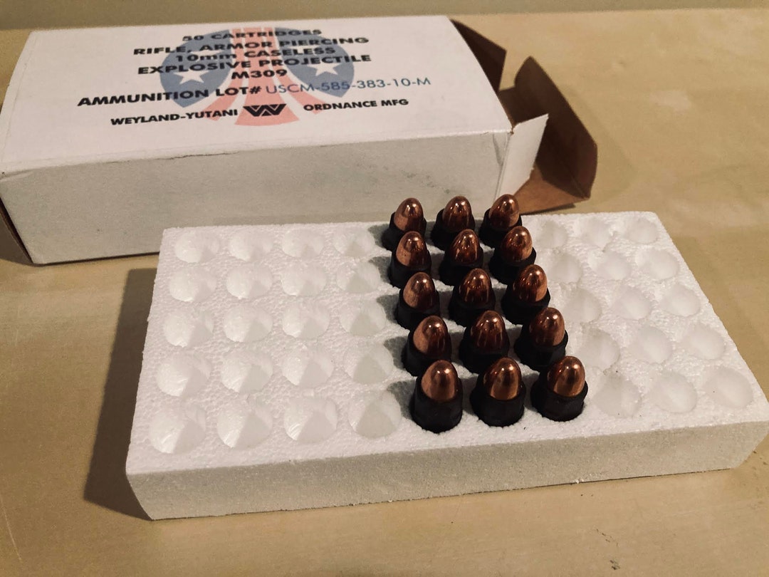 Aliens Pulse Rifle Ammo and Box 1/1 Custom Made Movie Prop Replica ...