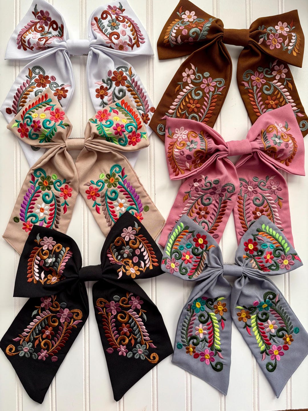 Coquette Bow | Moños Bordardos | Embroidered Coquette Bow | Artesanias ...