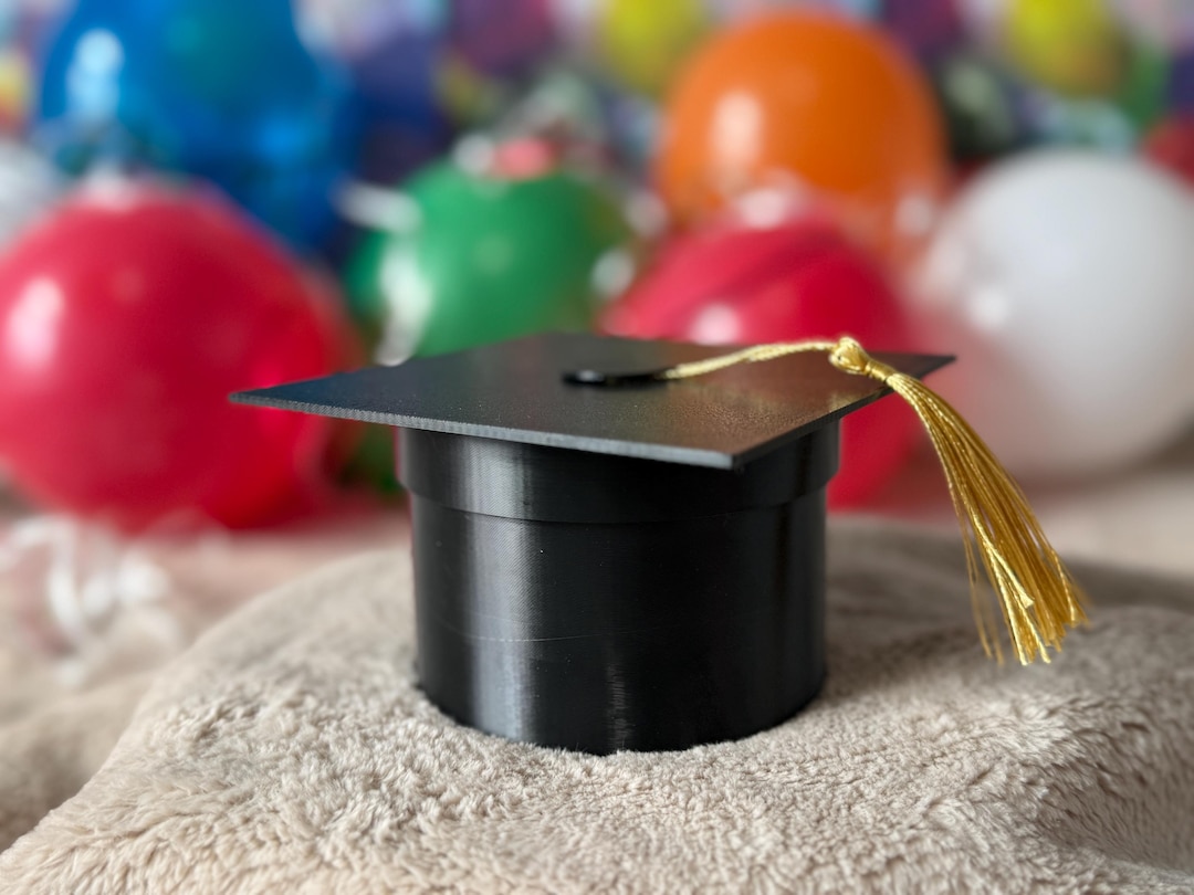 Graduation Cap Gift Box With Golden Tassel – 3D Printed Candy or Cash ...