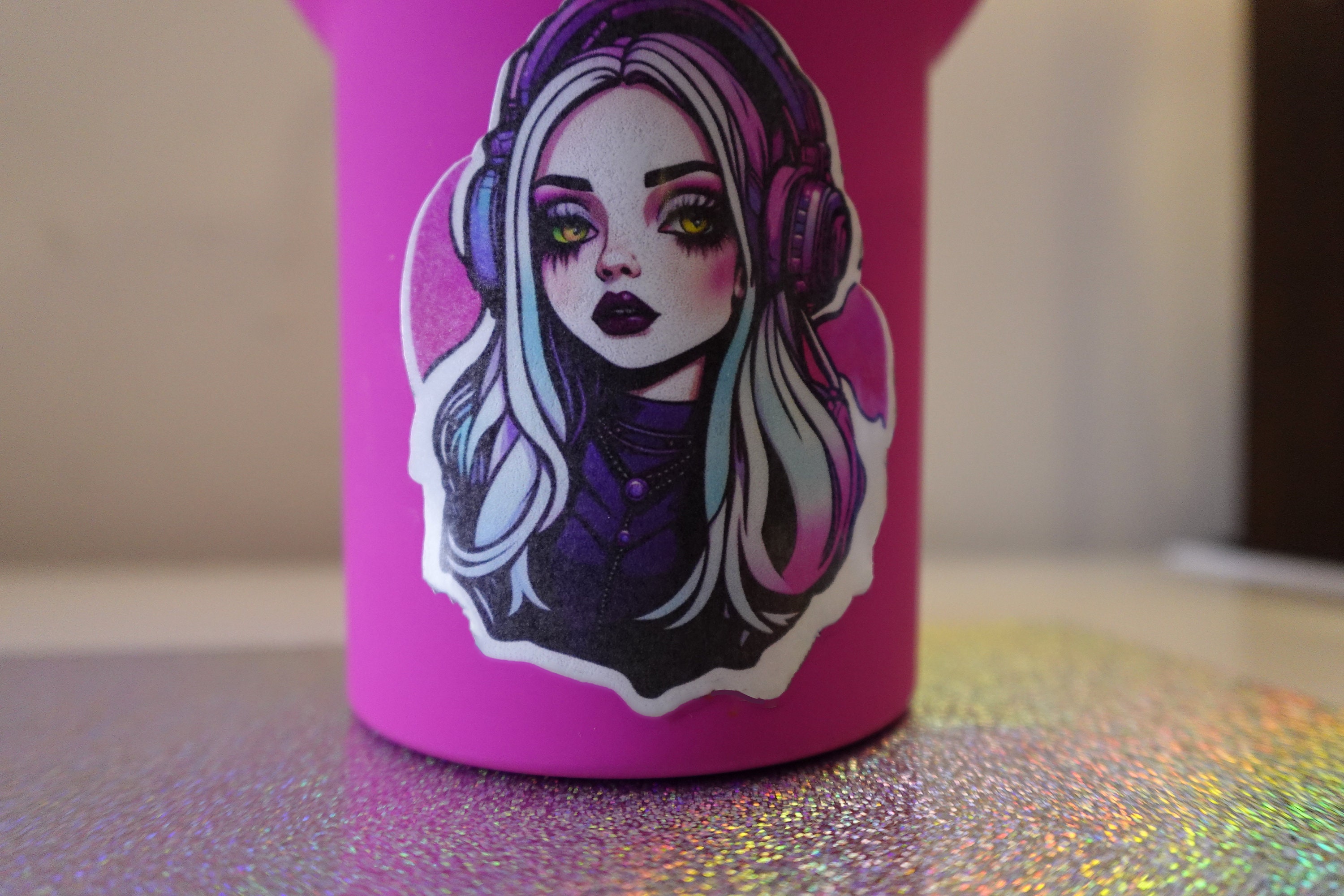 Girl Headphones Sticker, Magnet, DIY Stickers for Laptop, Waterbottle ...