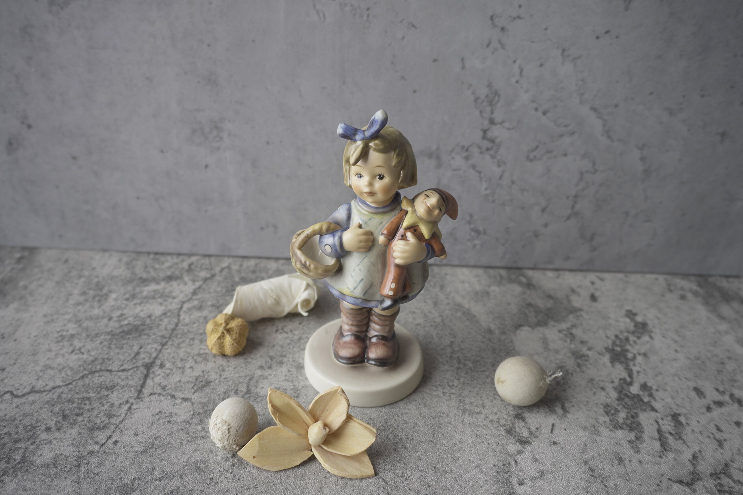 Vintage Hummel Goebel Collectors Girl Figurines 422 - Etsy