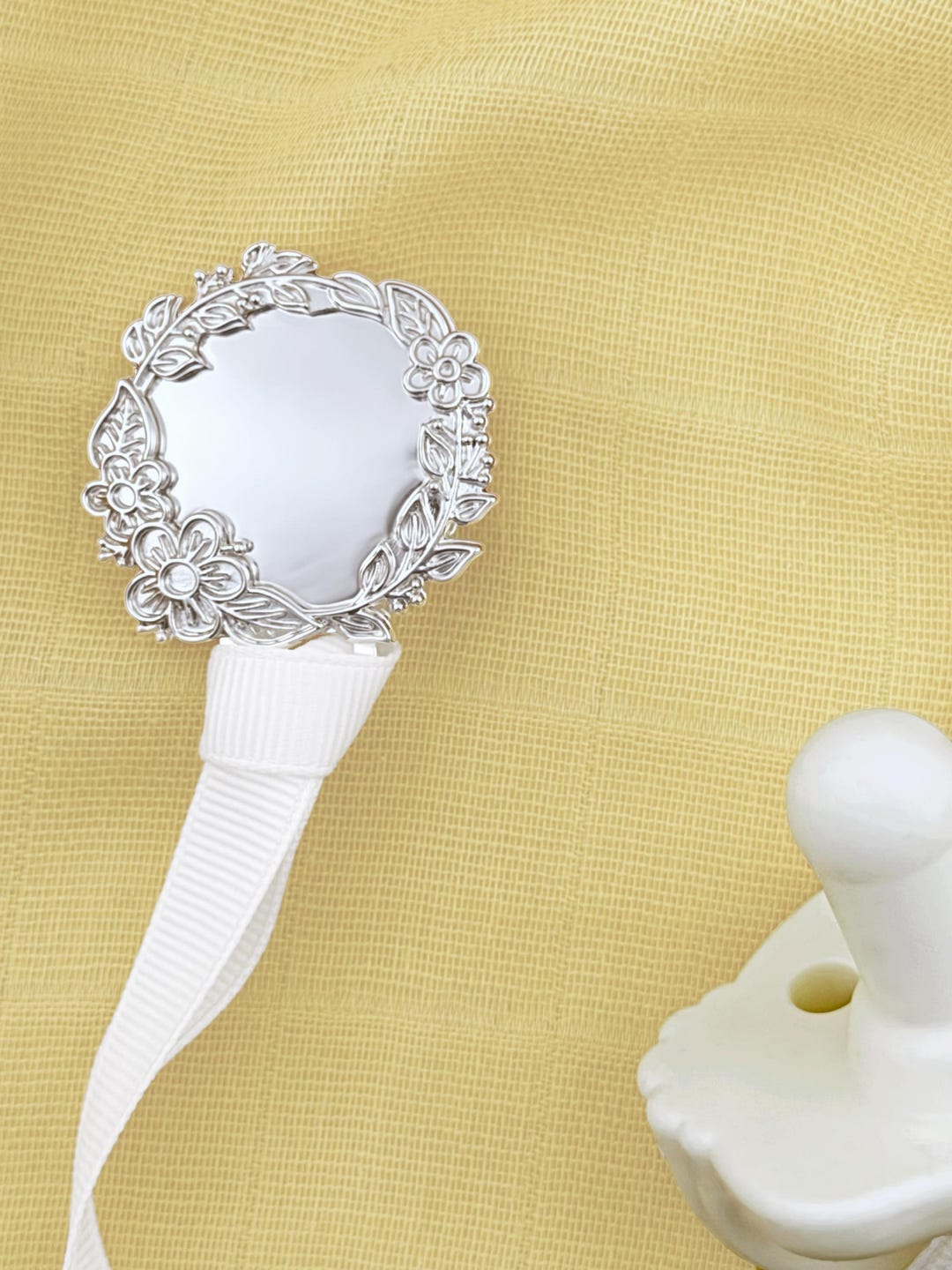 Silver Pacifier Clip "lilibet" the Royal Collection! Engravable Binky ...