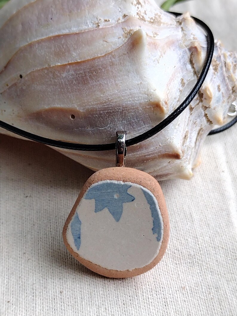 Puerto Rican Terra Cotta Pottery Shard Necklace, White and Blue Floral ...
