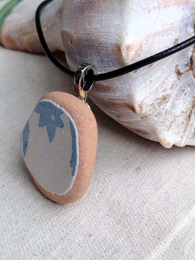Puerto Rican Terra Cotta Pottery Shard Necklace, White and Blue Floral ...