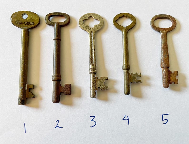 Antique Skeleton Key - Various Sizes and Shapes - Etsy