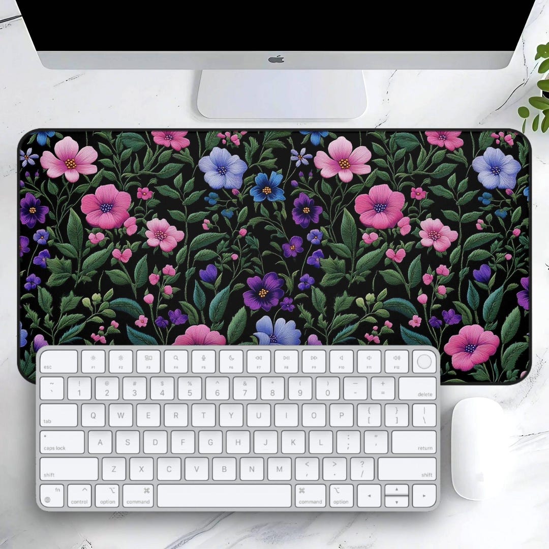 Dark Wildflower Desk Mat, Black Pink Botanical Flower Mouse Pad ...