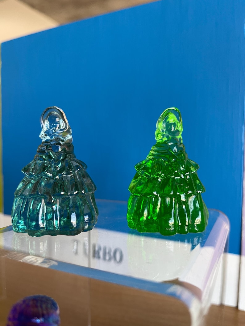 Boyd Glass Uranium Carnival Cased Jennifer Nancy Sculptures - Etsy