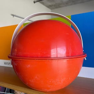 Space Age Ingrid Chicago Vintage Plastic Picnic Ball Basket Heller - Etsy