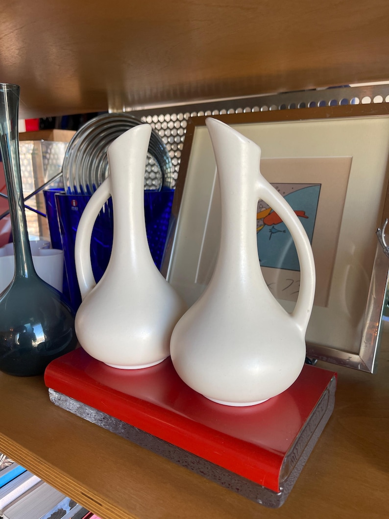 Royal Haeger Matte White Ewer Pitcher Bud Vase Set - Etsy