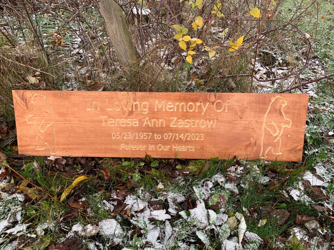 Personalized Wooden Memorial Sign, Decorative Wood Outdoor Park ...