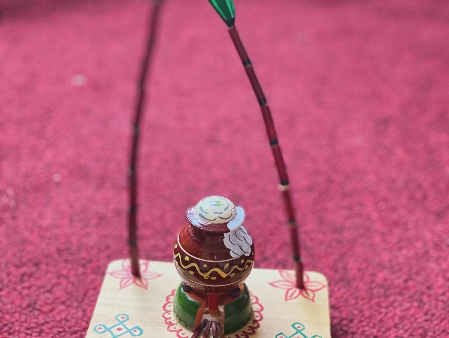 Pongal /sankranthi Pot for Festival/ Kondapalli Doll Pongal Milk ...