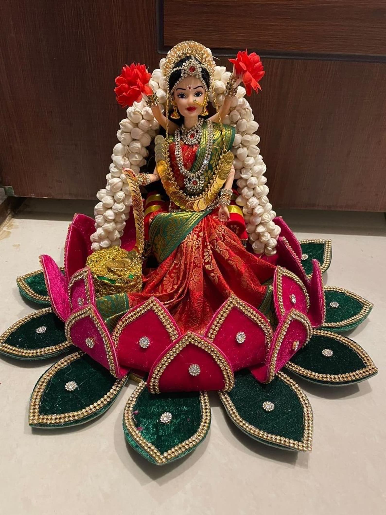 Lotus With Varamaha Laxmi / Varalaxmi Full Set Ammavaru Saree ...