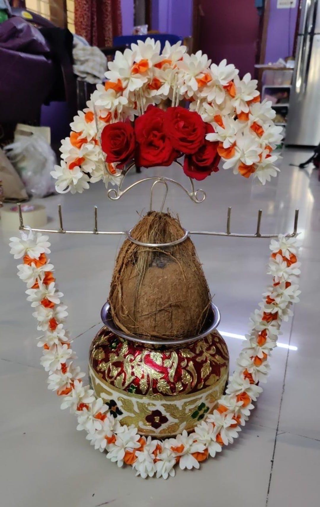 Kalash Pin With Stand to Hand Flowers and Jewelry for Varalaxmi Vratham ...