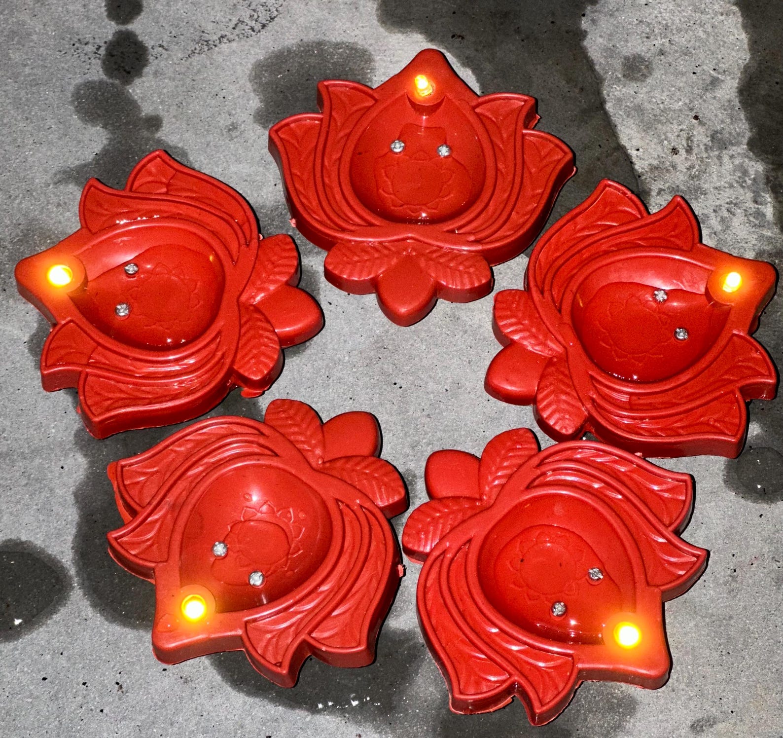 Diwali Battery Diya, LED Light Electronic Water Sensor Diya for Home ...