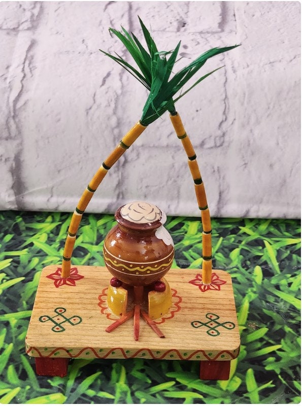 Pongal /sankranthi Pot for Festival/ Kondapalli Doll Pongal Milk ...