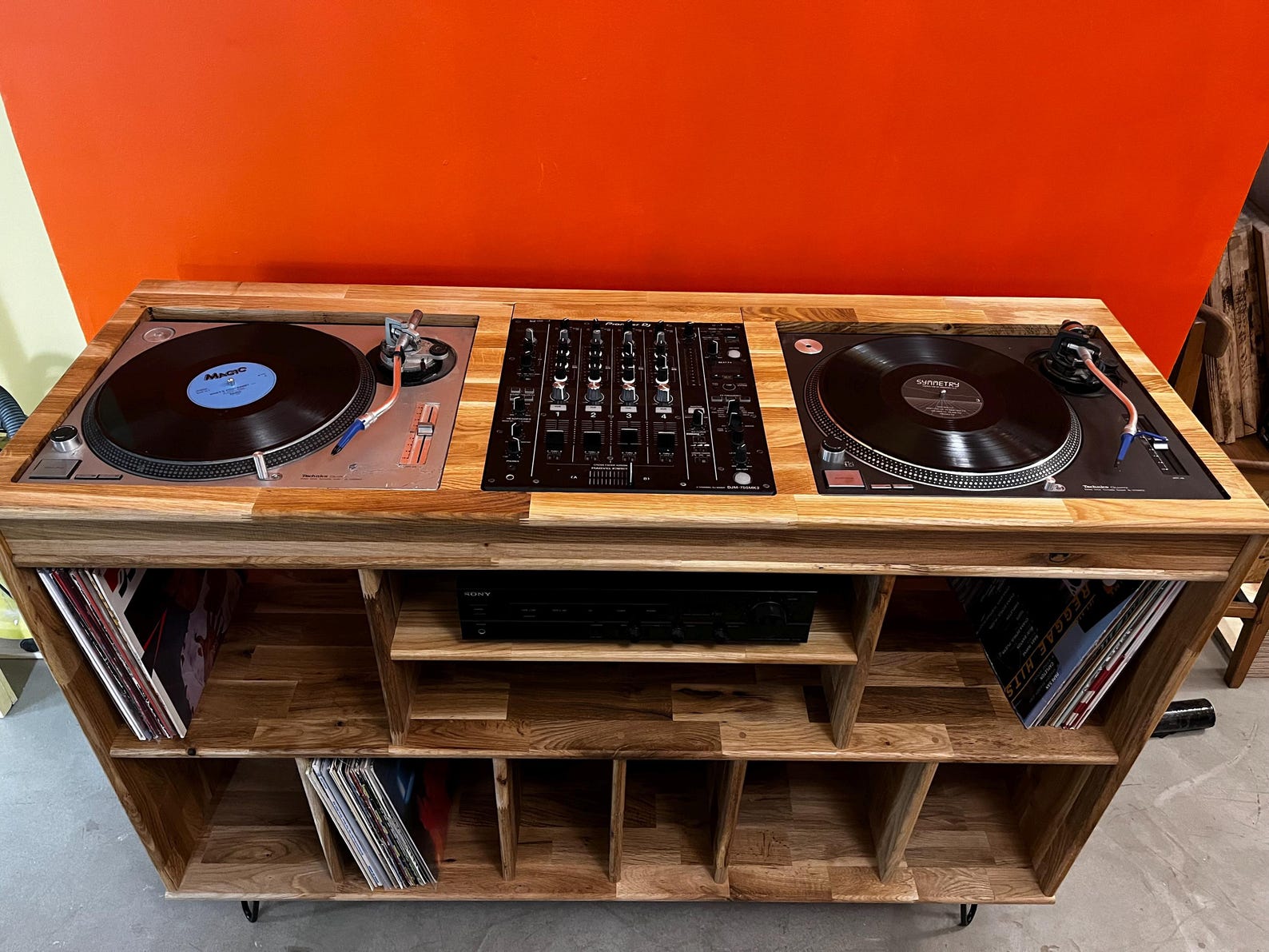 DJ Booth for Vinyls Turntables and Music Library - Etsy