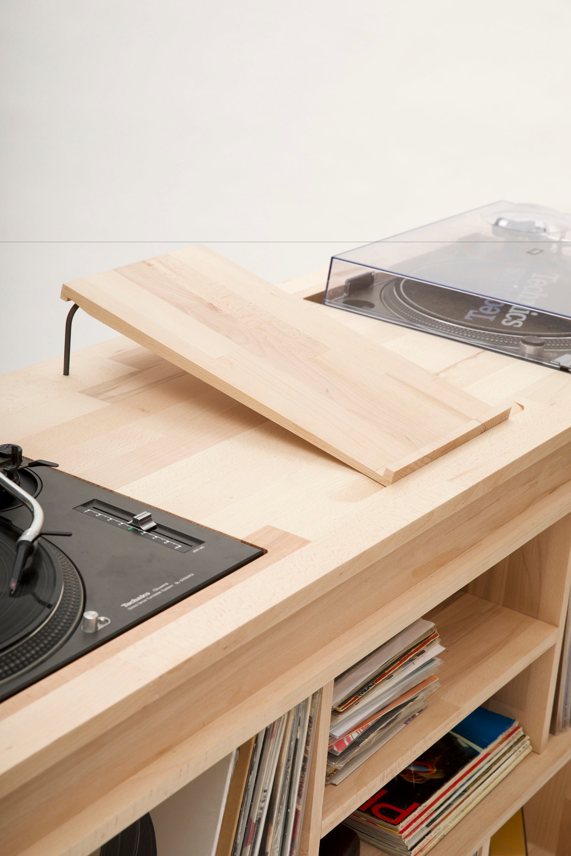 DJ Booth for Vinyls Turntables and Music Library - Etsy