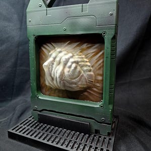 Alien Romulus 1/2 Scale Facehugger Stasis Movie Prop - Etsy