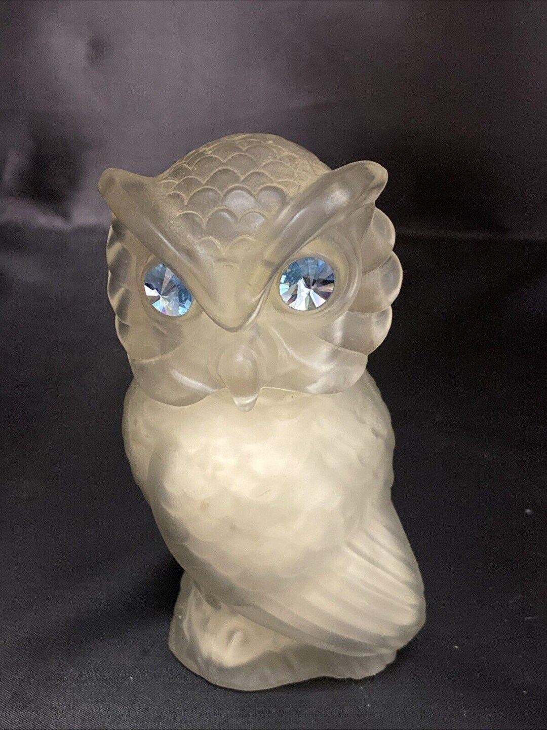 Avon Vintage Snow Owl Moonwind Powder Sachet Full Bottle - Etsy