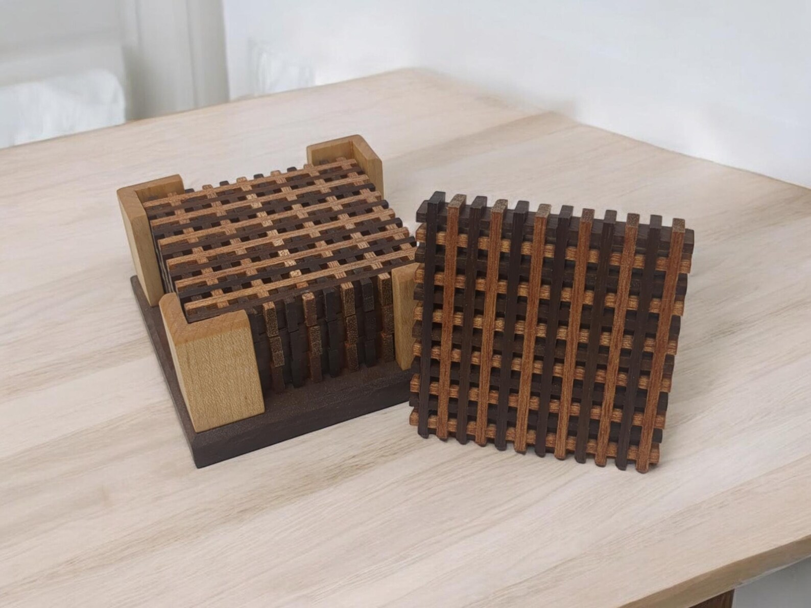 Unique Hand Crafted Walnut and Mahogany Coaster Set (4 Coasters + Tray ...