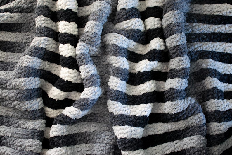 CROCHET PATTERN & Photo Tutorial / Cinder and Smoke Throw / Chunky ...