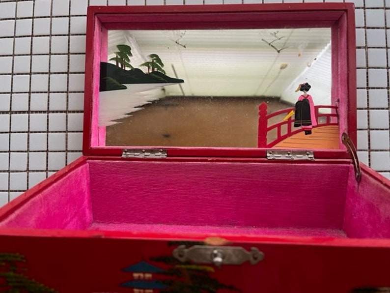 Japanese Keepsake Box - Etsy