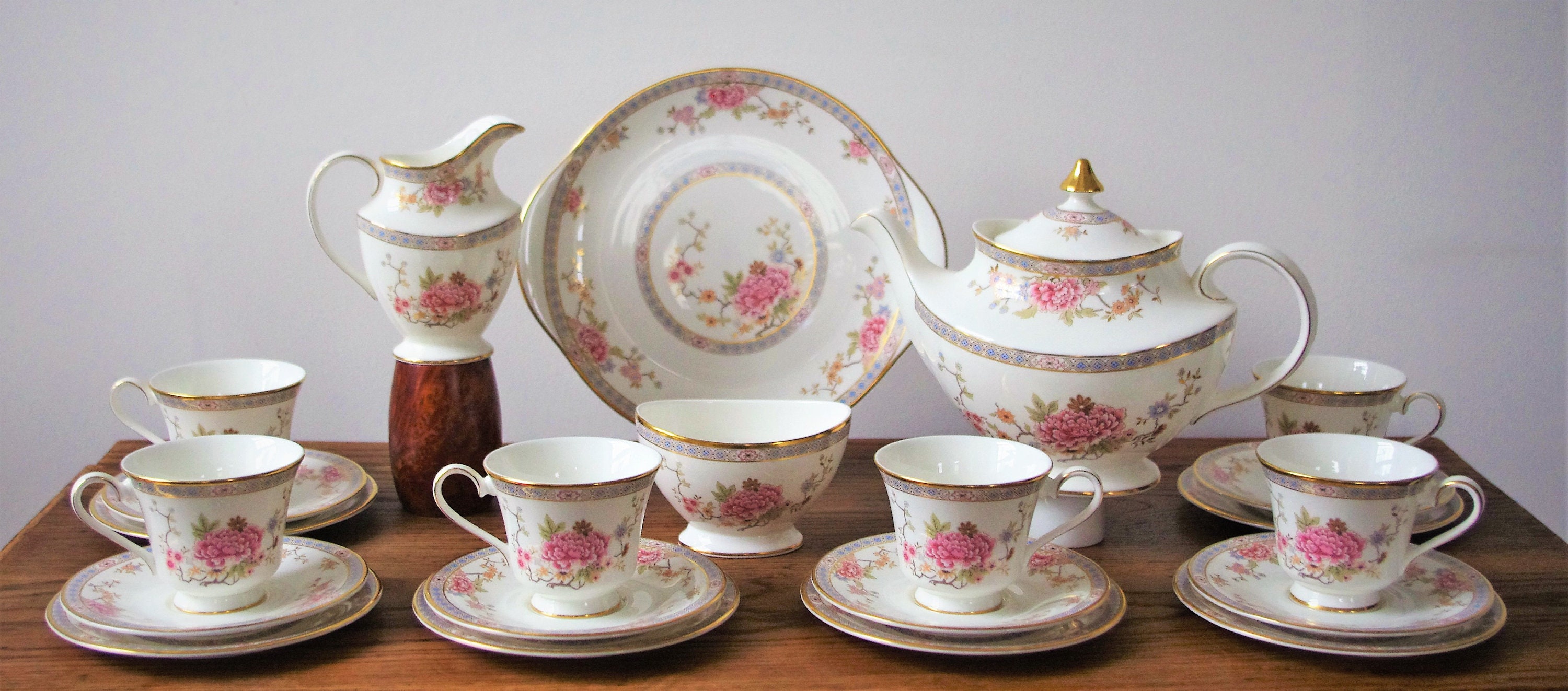 Royal Doulton Canton Queen Tea Set Platinum Jubilee 22 Piece Set H5052 ...
